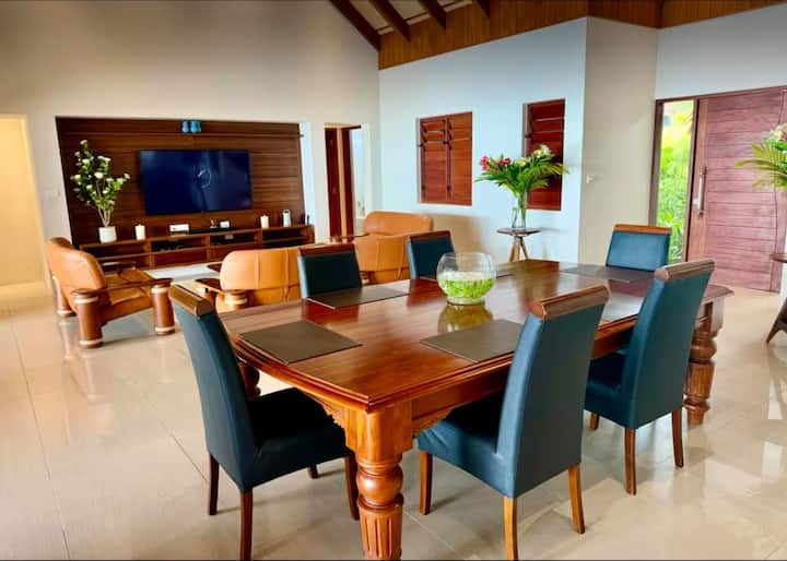 Lagimoana Beachfront All-inclusive Luxury Retreat - Fiji
