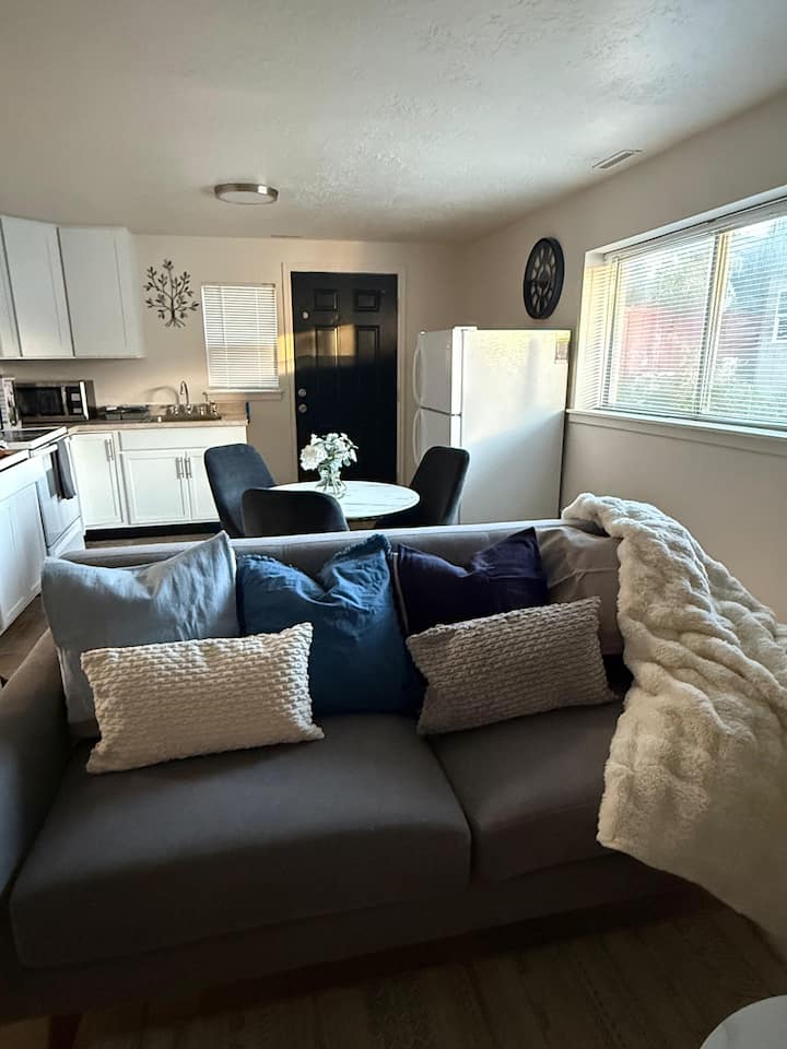 Cozy And Well Located 2-bedroom Basement - Springville, UT