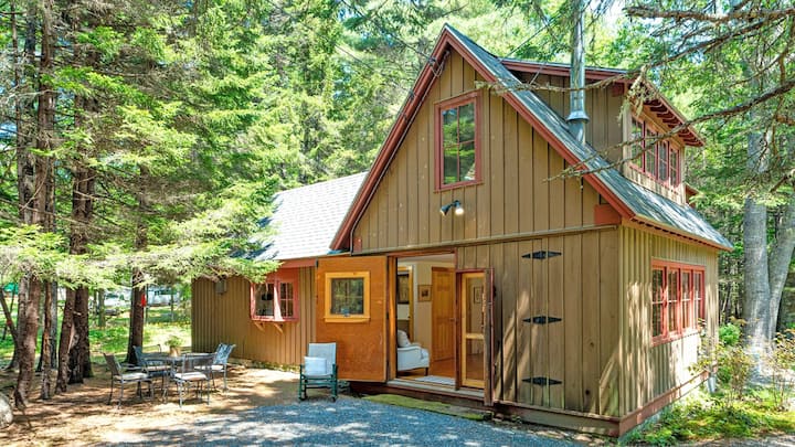 Charming Cottage Near Acadia & Seal Harbor’s Beach - Bar Harbor, ME