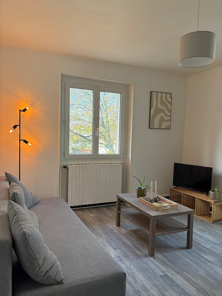 ÉVasion Jura - T2 Proche Gare & Parking Gratuit - Lons-le-Saunier