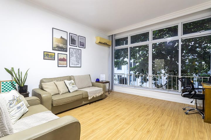 Apto 3q Exclusivo C/ Sala Ampla E Garagem - Copacabana