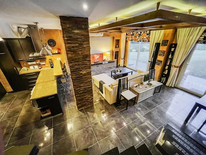 Central Luxurious Ritz Villa-by Sinai Stays - Egypt