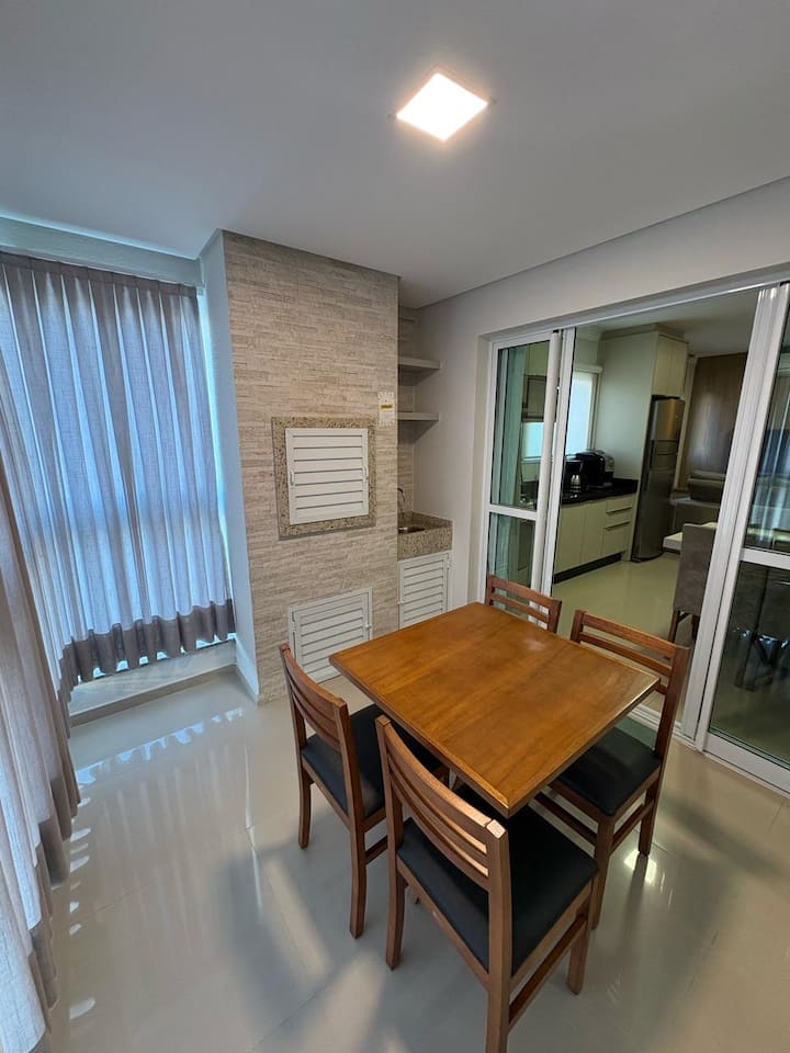 Apartamento Praia De Palmas Próximo Ao Mar - Governador Celso Ramos