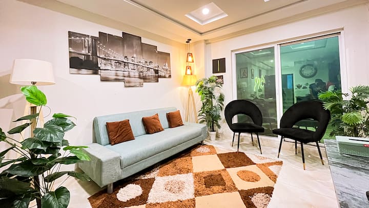 Cozy 1 Bhk - Affordable & Peaceful | Staysia Rooms - Pakistan