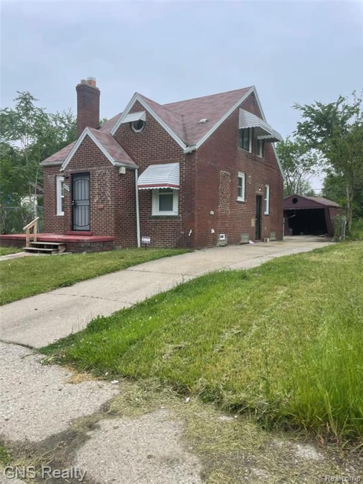 Affordable Night Inn - Grosse Pointe, MI