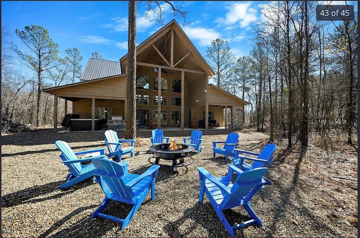 Morning Roast (Sleeps 16) 4 Kings-hot Tub-fire Pit - Hochatown, OK