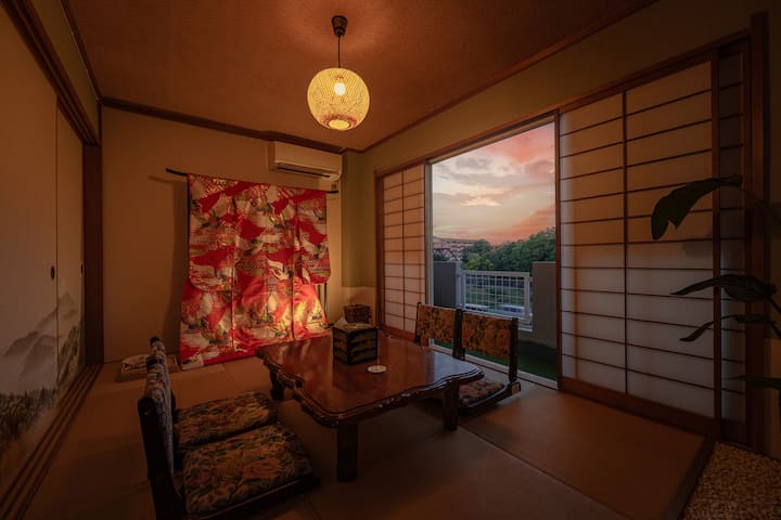 Kamogawa Riverfront 1,615 Sq Ft Villa | Fast Wifi - Kyoto