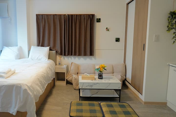 【青麦旅馆｜台東店】大床房｜近浅草寺｜温馨舒适｜小沙发&迷你客厅｜101｜自助入住 - Asakusa