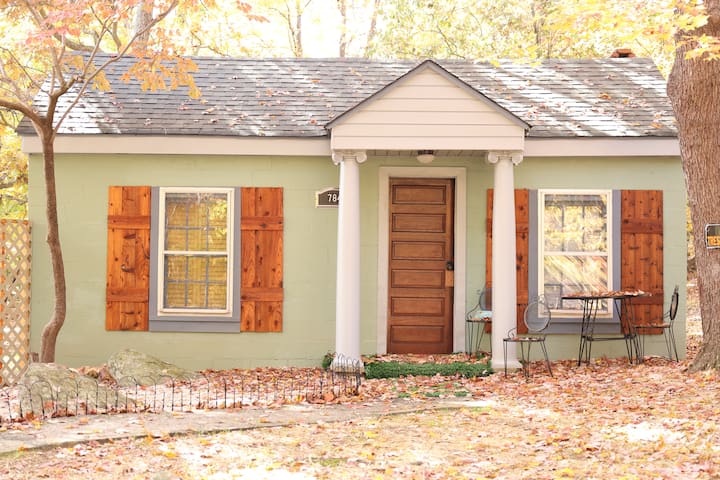 The Rechabites Cottage - Lake Lucas, NC