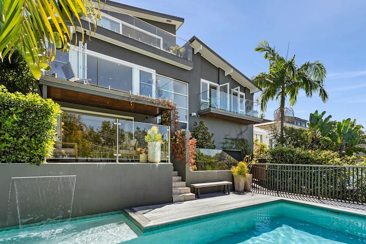 Family Oasis With Harbour Views Minutes From Manly - Manly