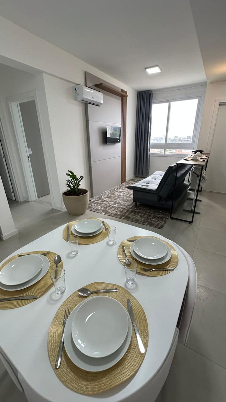 Apê P/ Ir A Pé Na Praia | Ar Condicio + Garagem - Tramandaí