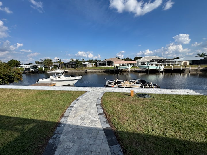 Modern Waterfront House Fully Equipped F/ Vacation - Port Charlotte