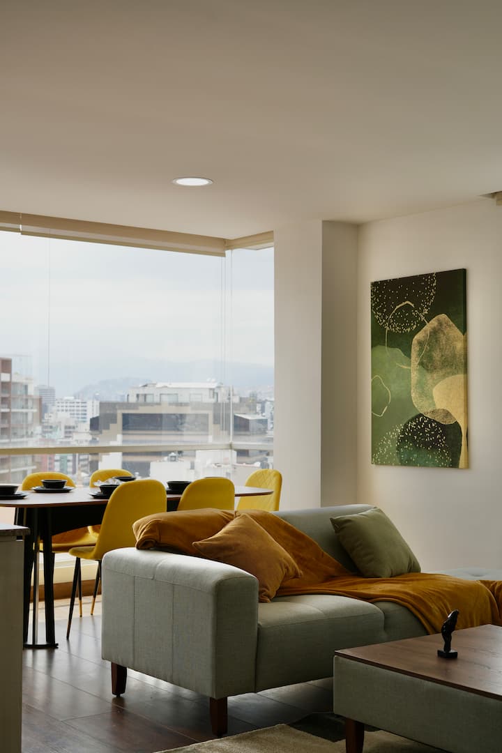 Apt 3 Rooms, 2 Baths With View – Estadio Atahualpa - Quito