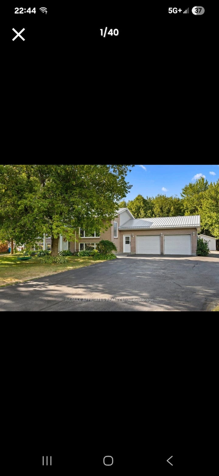 Furnished Family Home - Casselman