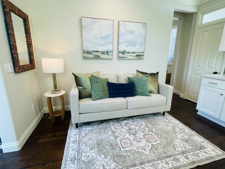 Newly Built Coastal Southern California Getaway - Encinitas, CA