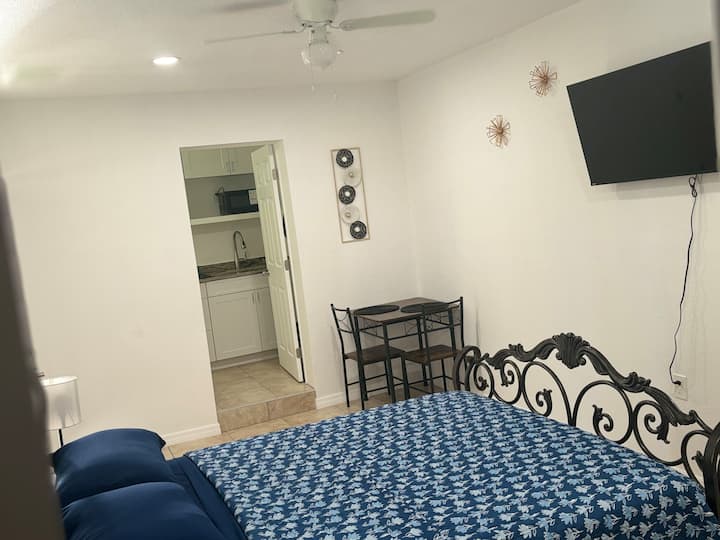 Excellent Accommodation For Relaxing - Temple Terrace