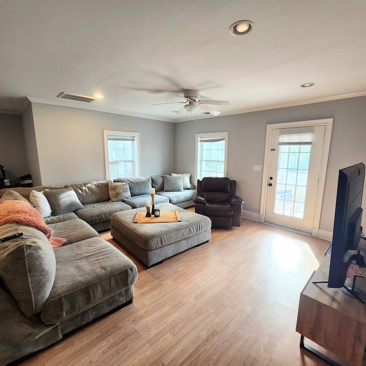 Dresden Drive - Brookhaven - Brookhaven, GA