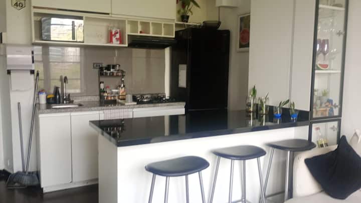 Departamento Para Cuatro Pintohome - Lima