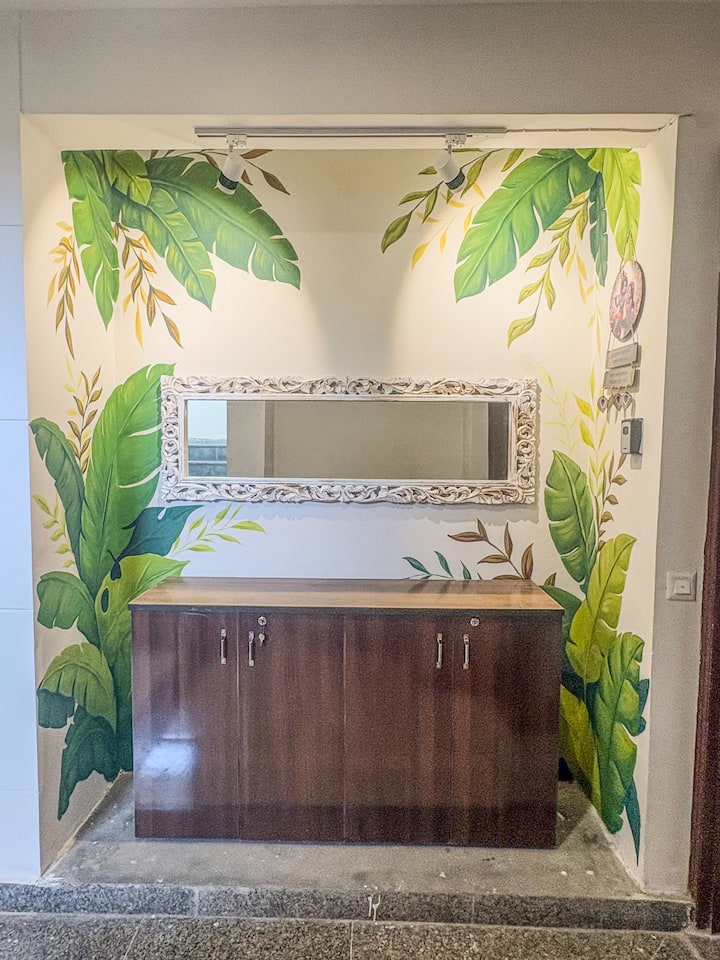 High-rise & Cozy |Netflix | Lakeside |Highway View - Sonipat