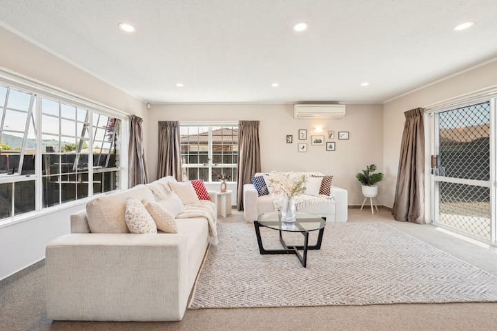 Spacious 3br House, Walk To City, Shop & Bakery - Rotorua