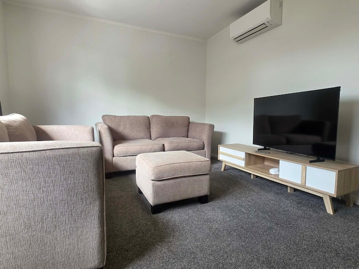Modern, Central 2br House In Palmerston North - Palmerston North