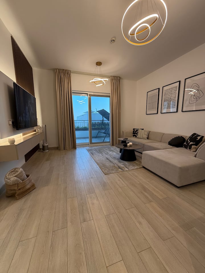 2bdr Yas Island | G-floor Access | Steps From Pool - Abu Dhabi