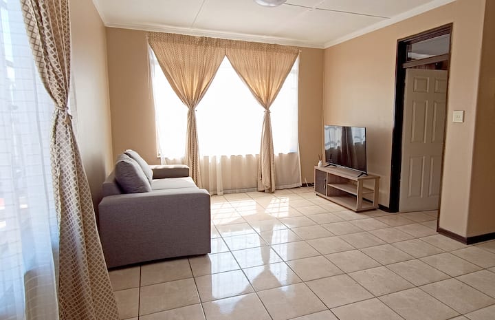 The City Nest – Cozy Stay In Mafikeng Cbd - Mmabatho