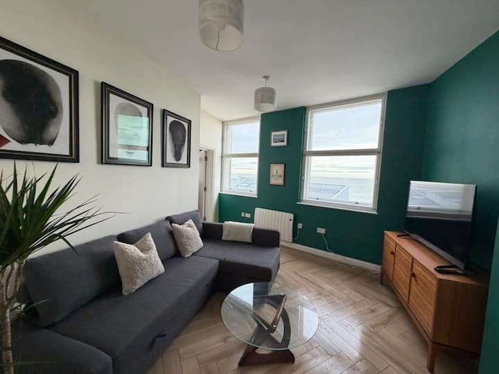 Seaside Gem Opposite Turner – Stunning Views - Broadstairs