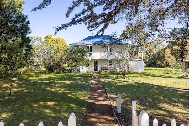 Lumsden Cottage "Take Advantage Of Nov Specials" - Bruny Island