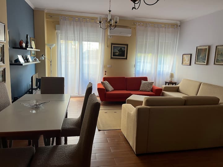 A Home Away From Home In The Heart Of Tirana - Tirana