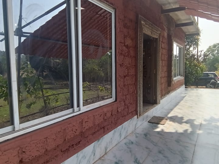 Hornbill, Homestay A Silent Place To Relax N Enjoy - Shrivardhan