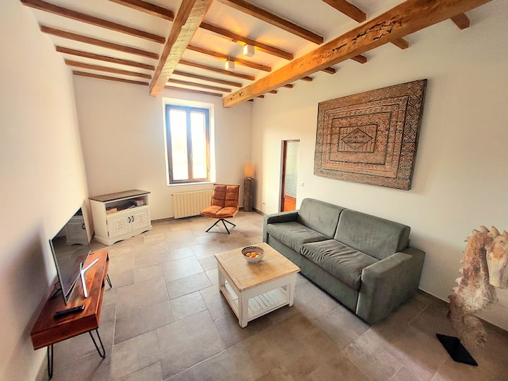 Casa Luce: Groot Appartement, 6 P, 20 Km Van Zee - Massa Marittima