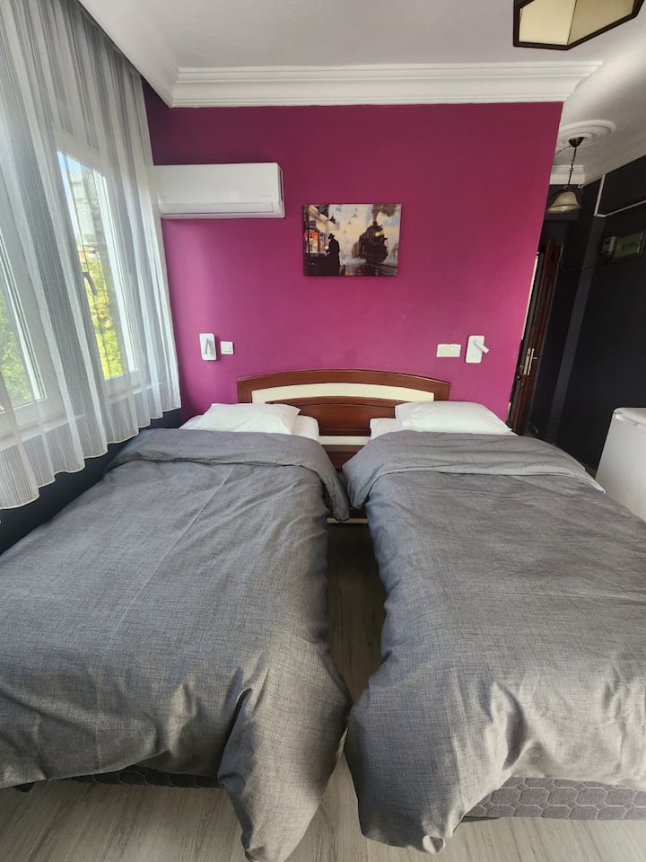 İKi Ayrı Yataklı ÇIft Kişilik Oda - Fethiye