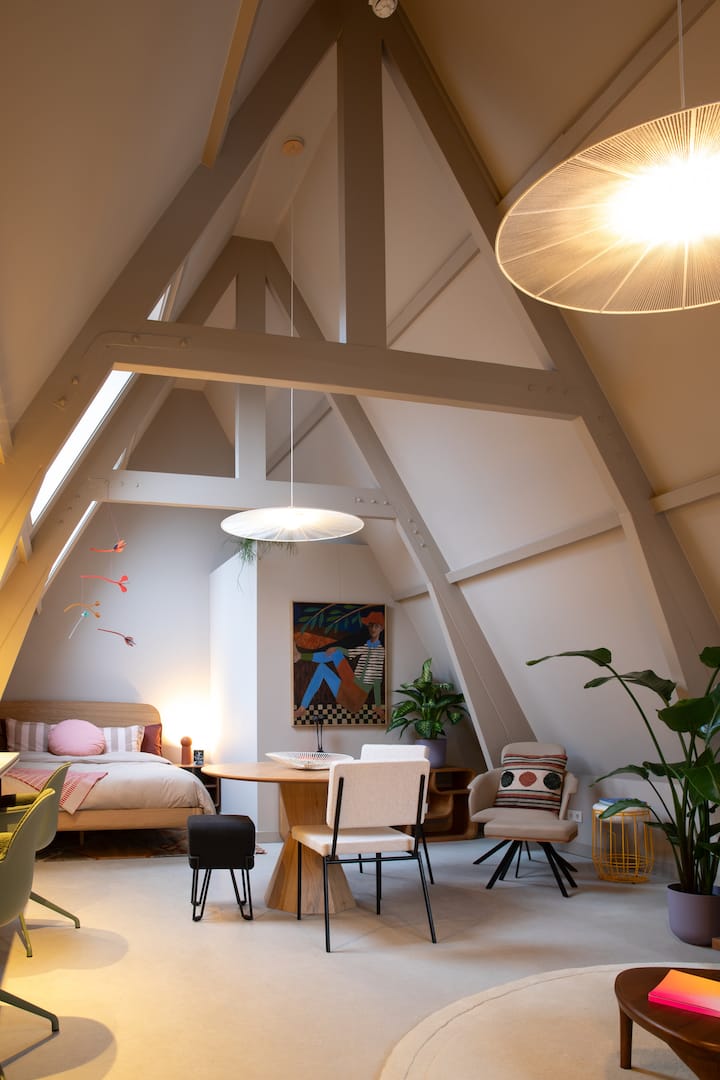 The Painter’s Loft – Slapen Tussen De Kunst. - ハールレム