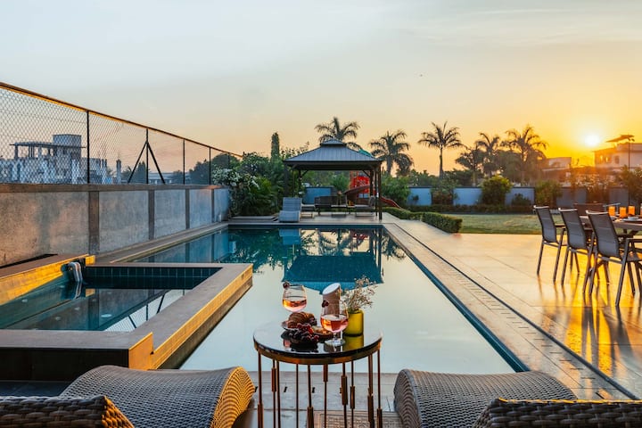 Solstice Haven - 6bhk Villa With Pool In Lonavala - Lonavla