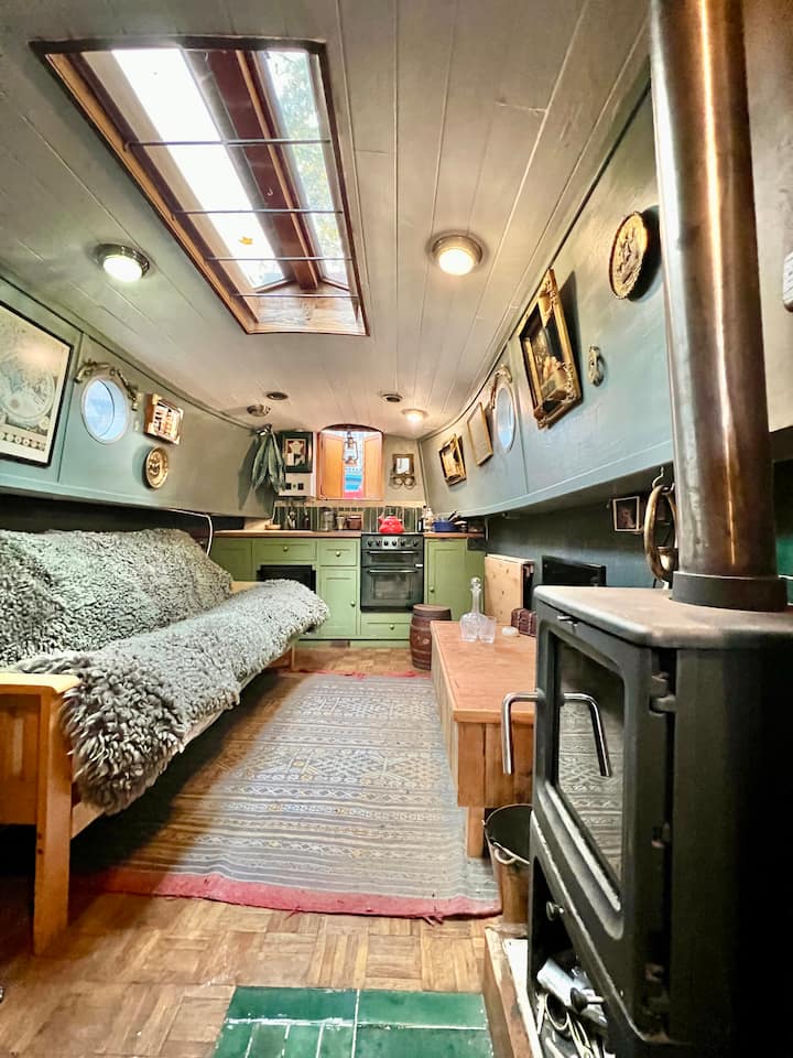 Boat Adventure In London - London, UK