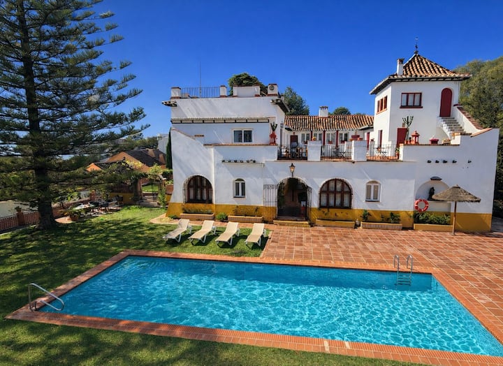 Hacienda Clavero Eight Sea View Apartment - Málaga