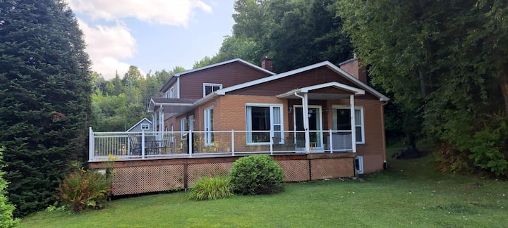 4 1/2 Acces A La Rivière - Sherbrooke