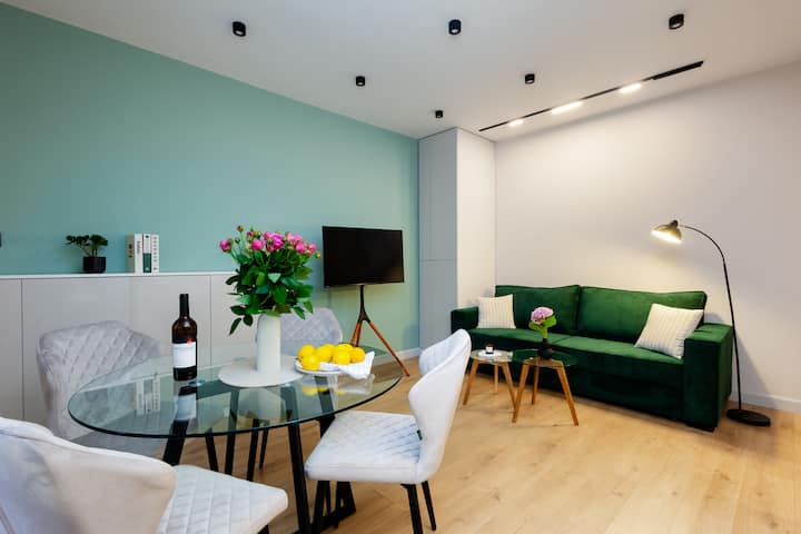 Bright & Cozy | Modern Twist | Selfcheckin - Yerevan
