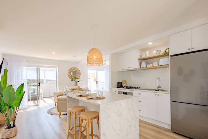 Luxury Coastal Bungalow For Two - Merimbula