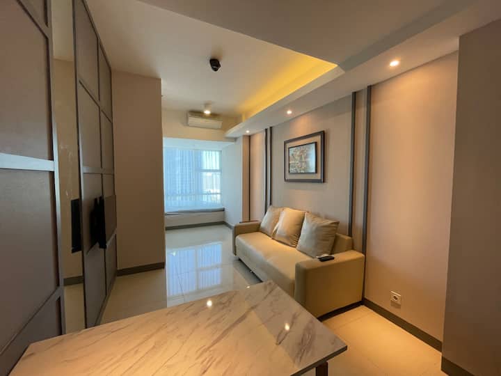 Pakuwon Immaculate American Apartment - Indonesia