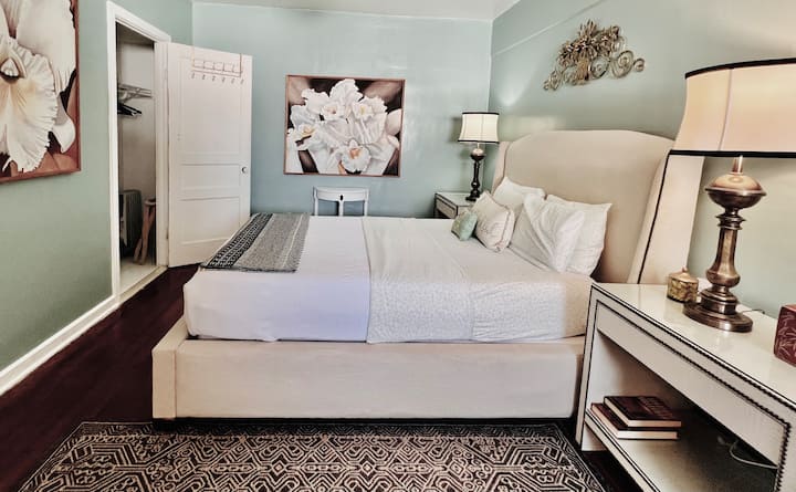 Charm, Walkable, Safe Near Selby, Opera, Marina - Sarasota, FL