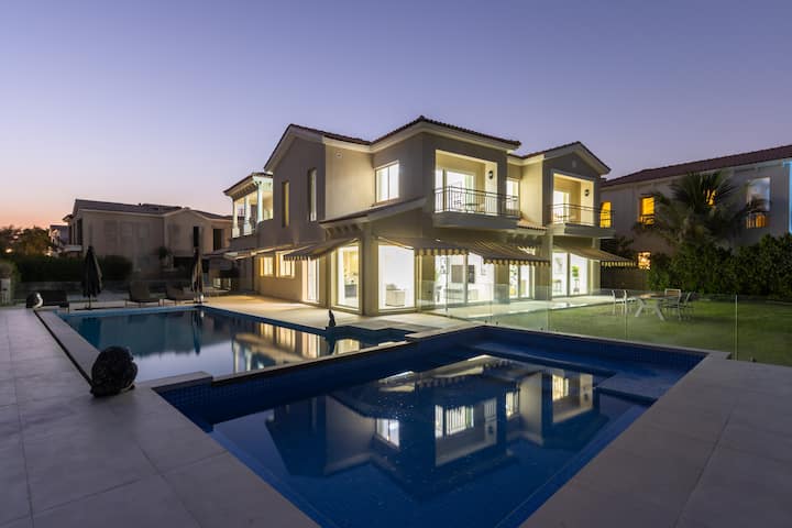Exclusive Golf Villa 5br With Pool & Game Room - Dubaï