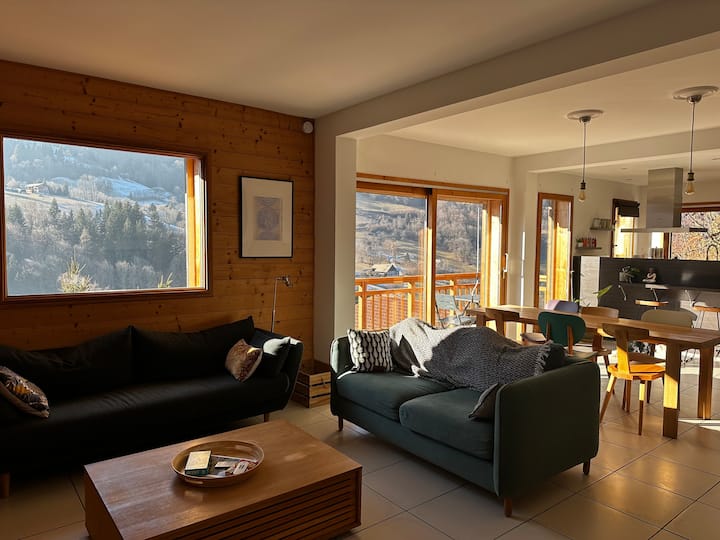 Chalet Face à La Tournette Et Proche Stations - Manigod