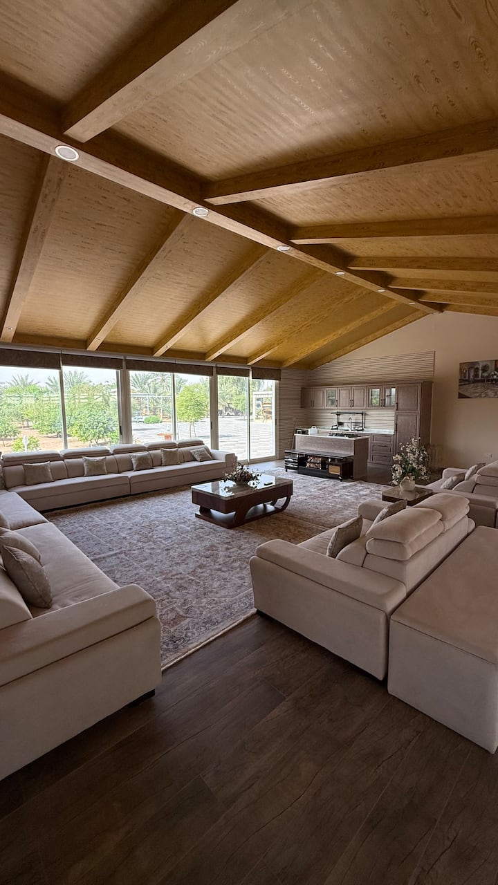 Sun Set Dunes Holidays Home - Al Ain