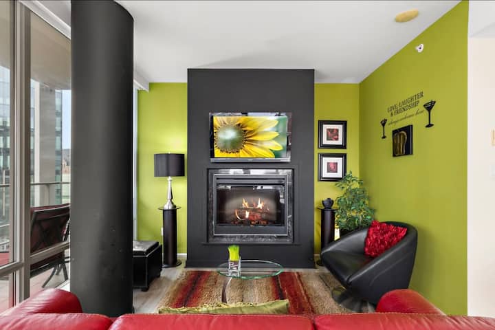Executive Corner Suite. 2 Bedroom 2 Bathroom - Victoria