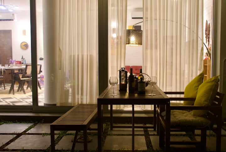 La Agueda Plunge Villa - Dive Into Relaxation - India