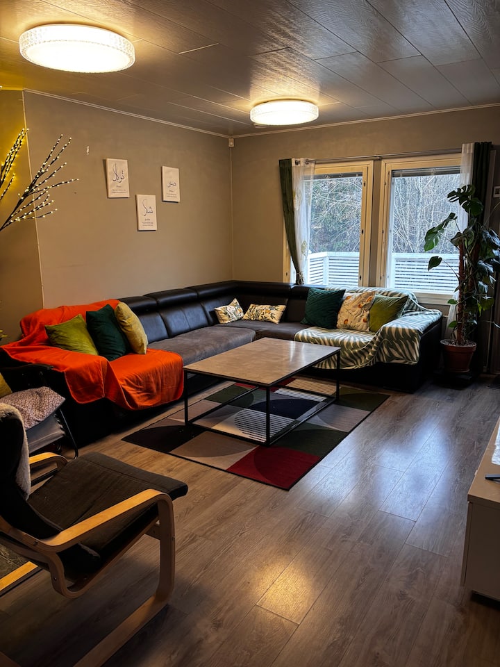 Cozy Countryside Stay With Forest Views & Sauna - Nurmijärvi