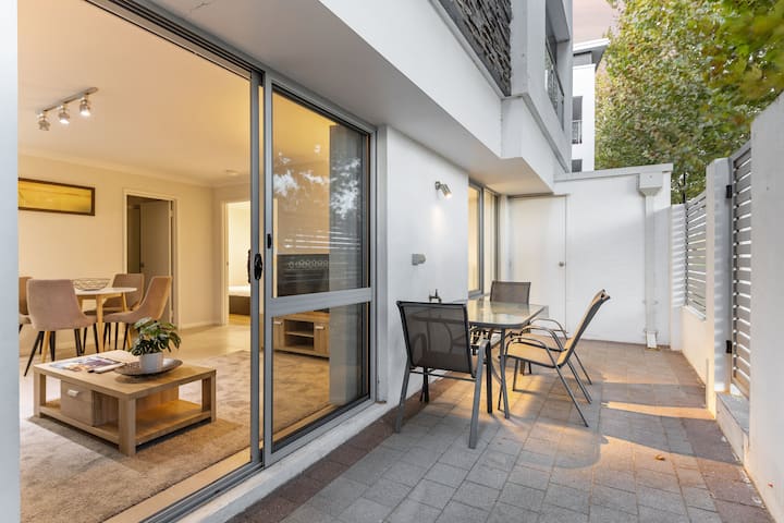 Modern Apart Near Shops | Central Rockingham - Rockingham