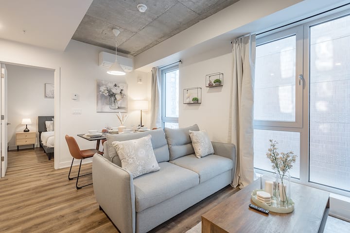 Cute Gem In Downtown Montreal - LaSalle